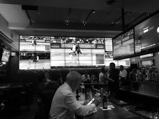 TONY C’S SPORTS BAR & GRILL - 218 Photos & 593 Reviews - American ...