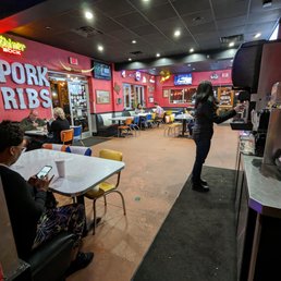 THE ORIGINAL Q SHACK - Updated October 2025 - 610 Photos & 817 Reviews ...