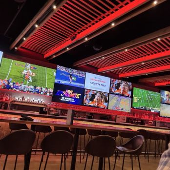 TOM’S WATCH BAR - Updated January 2026 - 165 Photos & 86 Reviews - 140 ...