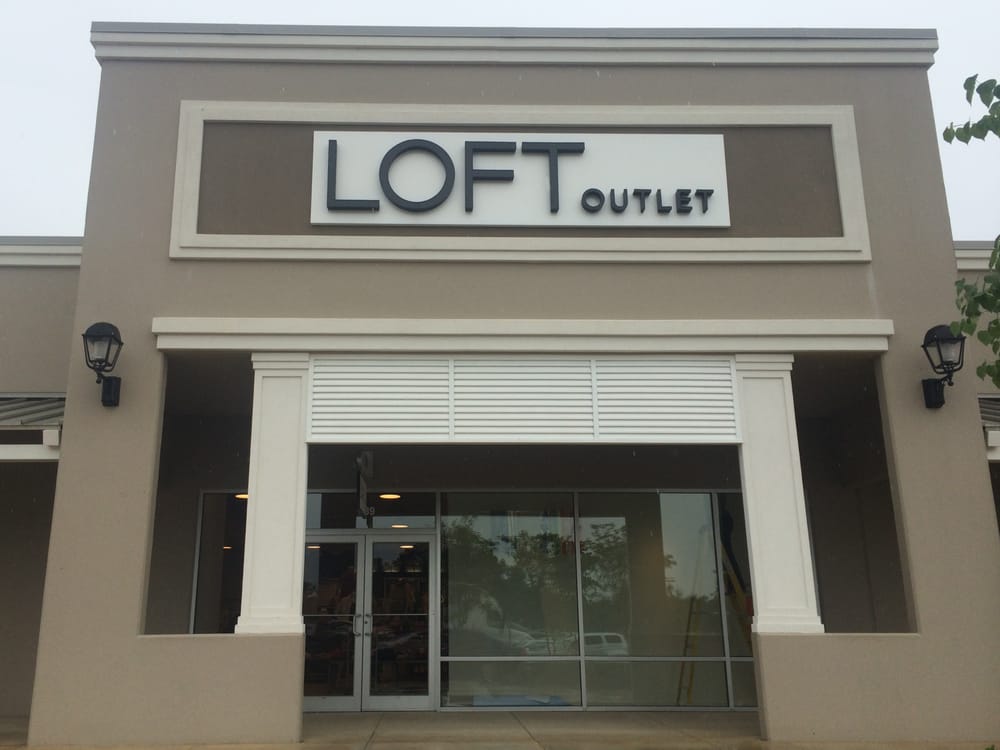 LOFT OUTLET - Updated July 2024 - 200 Bass Pro Dr, Pearl, Mississippi ...