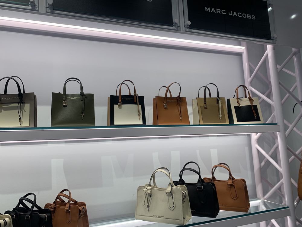 MARC JACOBS - Updated May 2024 - 1 Premium Outlets Blvd, Tinton Falls ...