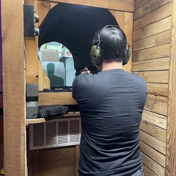 407 GUN CLUB - Updated January 2026 - 17 Photos & 24 Reviews - 831 Fm ...