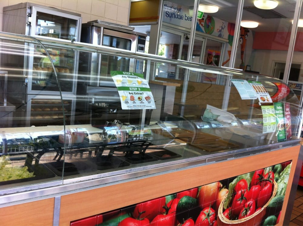 SUBWAY - Updated November 2025 - 20 Siganto Dr, Helensvale Queensland ...