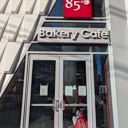 85°C BAKERY CAFE-FLUSHING - Updated March 2025 - 241 Photos & 44 ...