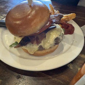 LULUS FOR THE LOVE OF FOOD - Updated April 2025 - 203 Photos & 295 ...