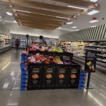 TARGET - Updated November 2025 - 657 Photos & 488 Reviews - 298 W ...