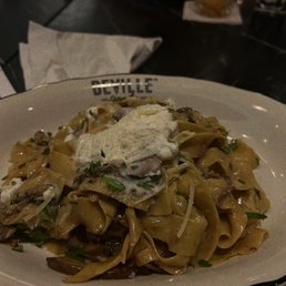 DEVILLE DINERBAR - 1283 Photos & 610 Reviews - 1425 Rue Stanley ...