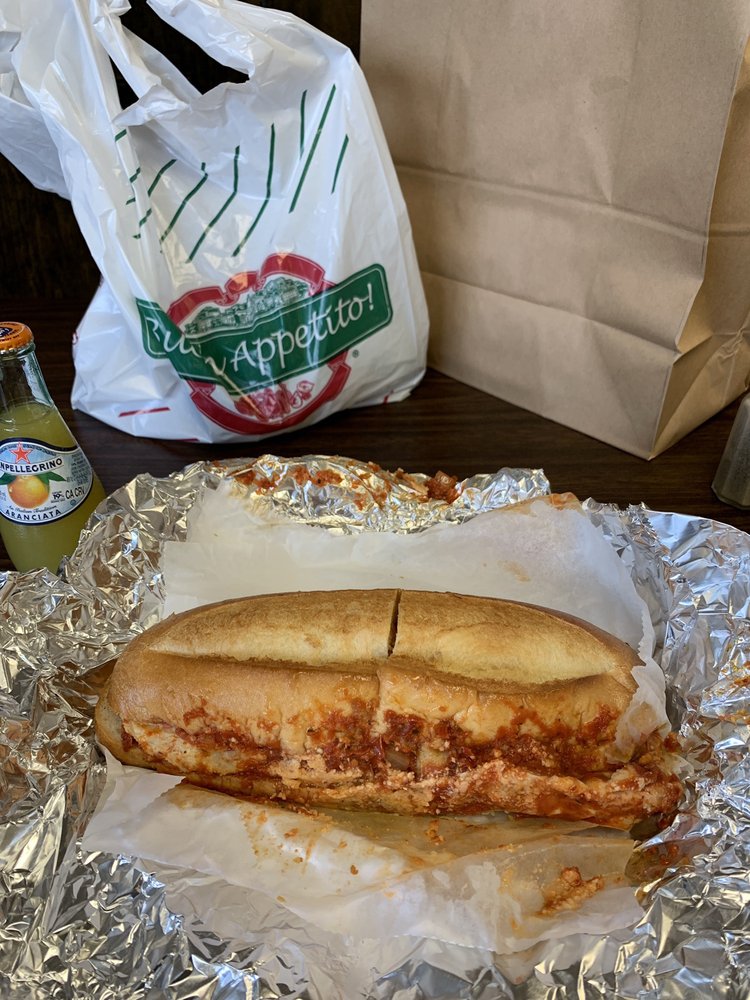 NOOCHIE’S DELI & CAFE - 48 Photos & 56 Reviews - 72 America St ...