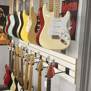 ATLANTIC STRINGS - Updated August 2025 - 11 Photos - 5409 N Miami Ave ...