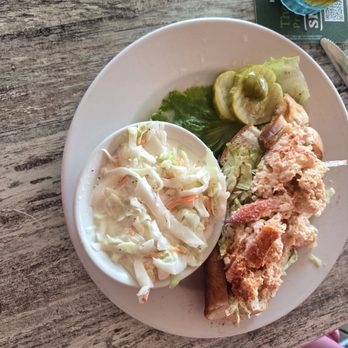 SHUCKERS - Updated December 2025 - 561 Photos & 623 Reviews - 9800 S ...