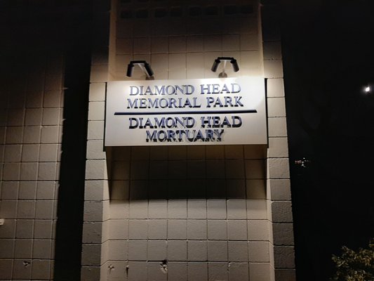 DIAMOND HEAD MEMORIAL PARK - Updated May 2024 - 156 Photos & 26 Reviews ...