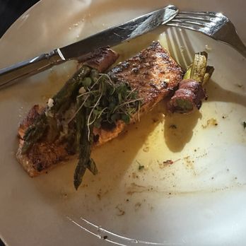 CLIFF DINING PUB - Updated December 2024 - 713 Photos & 630 Reviews ...