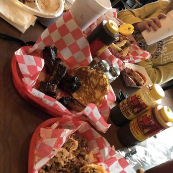 CENTER POINT BARBECUE - Updated September 2025 - 223 Photos & 283 ...