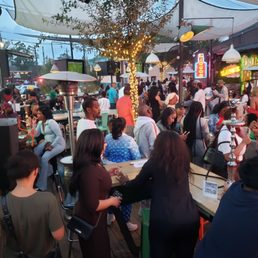 BAR 5015 - Updated July 2025 - 304 Photos & 253 Reviews - 5015 Almeda ...