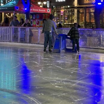 DOWNTOWN SACRAMENTO ICE RINK - Updated September 2025 - 229 Photos ...