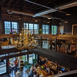 CALLIOPE - Updated December 2025 - 205 Photos & 133 Reviews - 422 E M L ...