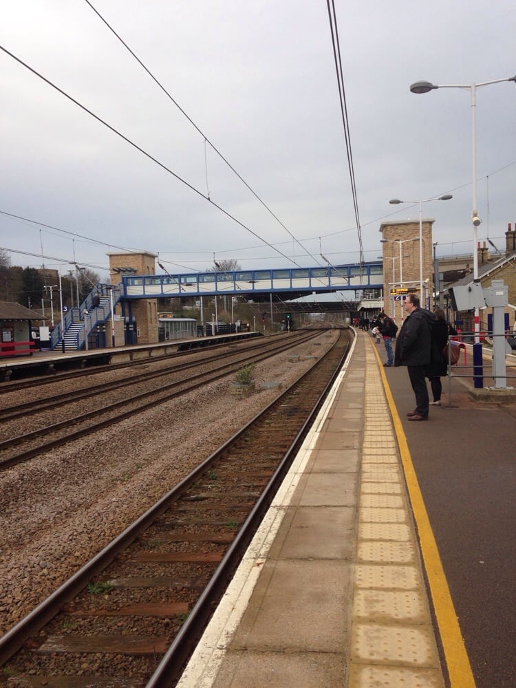 HUNTINGDON TRAIN STATION - Train Station - Huntingdon, Cambridgeshire ...