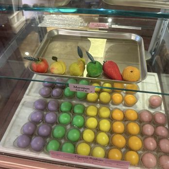 HARBOR CANDY SHOP - Updated December 2025 - 146 Photos & 104 Reviews ...