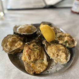HALF SHELL OYSTER HOUSE - Updated July 2025 - 651 Photos & 383 Reviews ...
