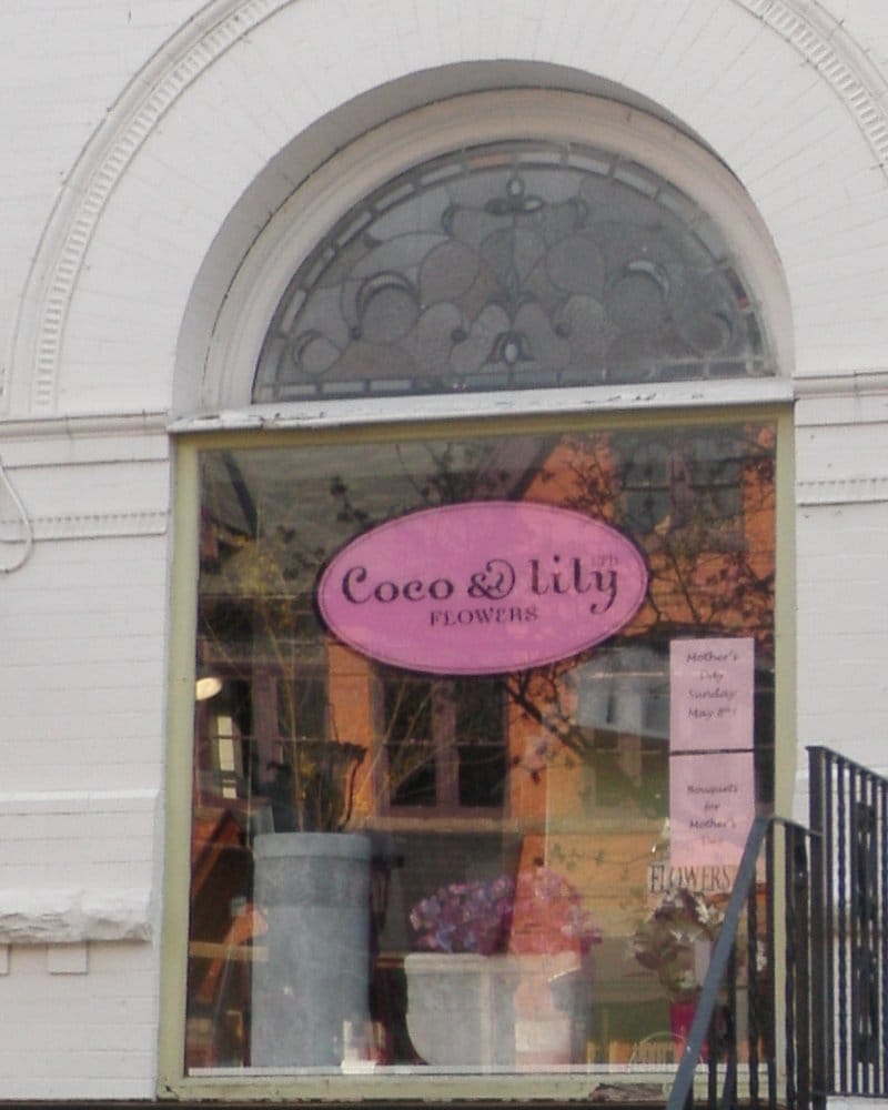COCO & LILY FLOWERS - Updated February 2025 - 175 Queen Street East ...