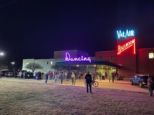 VAL AIR BALLROOM - Updated July 2025 - 21 Reviews - 301 Ashworth Rd ...