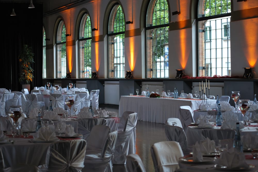 CHARISMA BOOTSHAUS - 19 Photos - Wagrainstr. 140, Stuttgart, Baden ...