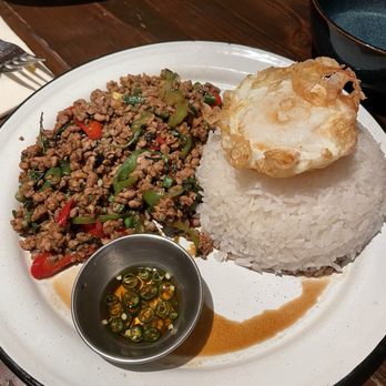 PRANAKHON THAI RESTAURANT - Updated May 2024 - 1602 Photos & 422 ...