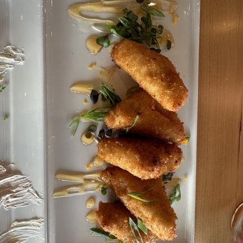 THE ROGUE ROUNDABOUT - 39 Photos & 24 Reviews - 804 Chestnut St, Conway ...