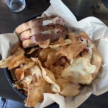 EBENEZER ALE HOUSE - Updated February 2025 - 313 Photos & 315 Reviews ...