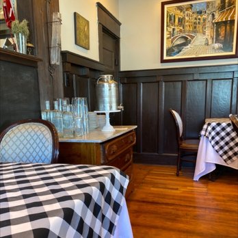 FORAGE - Updated March 2025 - 71 Photos & 69 Reviews - 210 W 1st St ...