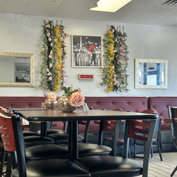 BONJOUR CAFE - Updated August 2024 - 166 Photos & 102 Reviews - 20829 ...