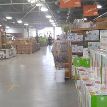 LIBBEY GLASS FACTORY OUTLET STORE - Updated January 2026 - 70 Photos ...