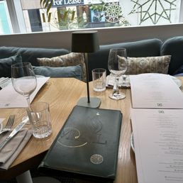 AMAL - Updated January 2026 - 380 Photos & 132 Reviews - 131 Bloor ...