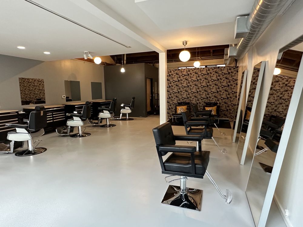LOOKS LAB BARBER & SALON - Updated May 2024 - 11 Photos - 2414 E ...