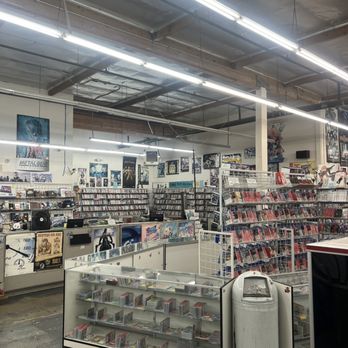 GAME DUDE - Updated September 2025 - 109 Photos & 373 Reviews - 12104 ...