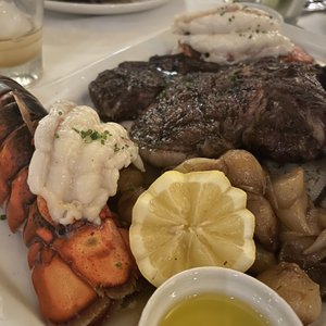 333 PACIFIC - 1626 Photos & 1963 Reviews - 333 N Pacific St, Oceanside ...