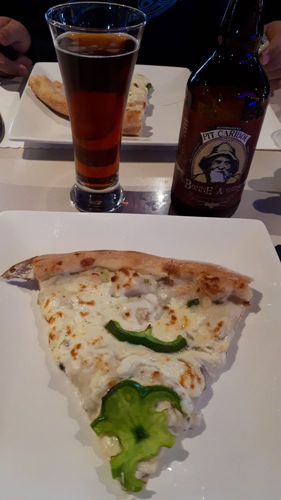 TABLE À ROLAND - Updated August 2024 - 190 Route 132, Percé, Quebec ...