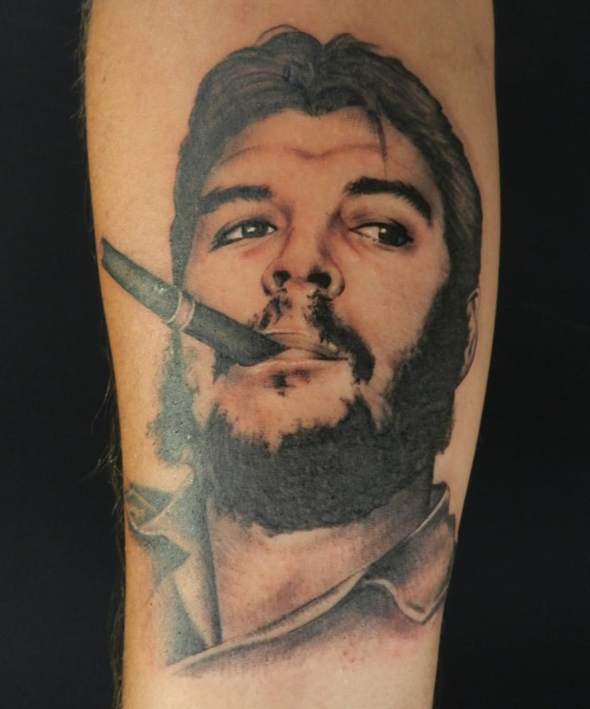 TANGO TATTOO VALENCIA - PIERCING & TATTOOS - 20 Photos - Calle ...