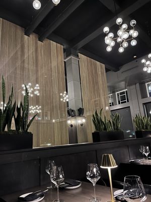 SAFFRON SOCIAL Peoria, IL - Updated November 2024 - 69 Photos & 44 ...