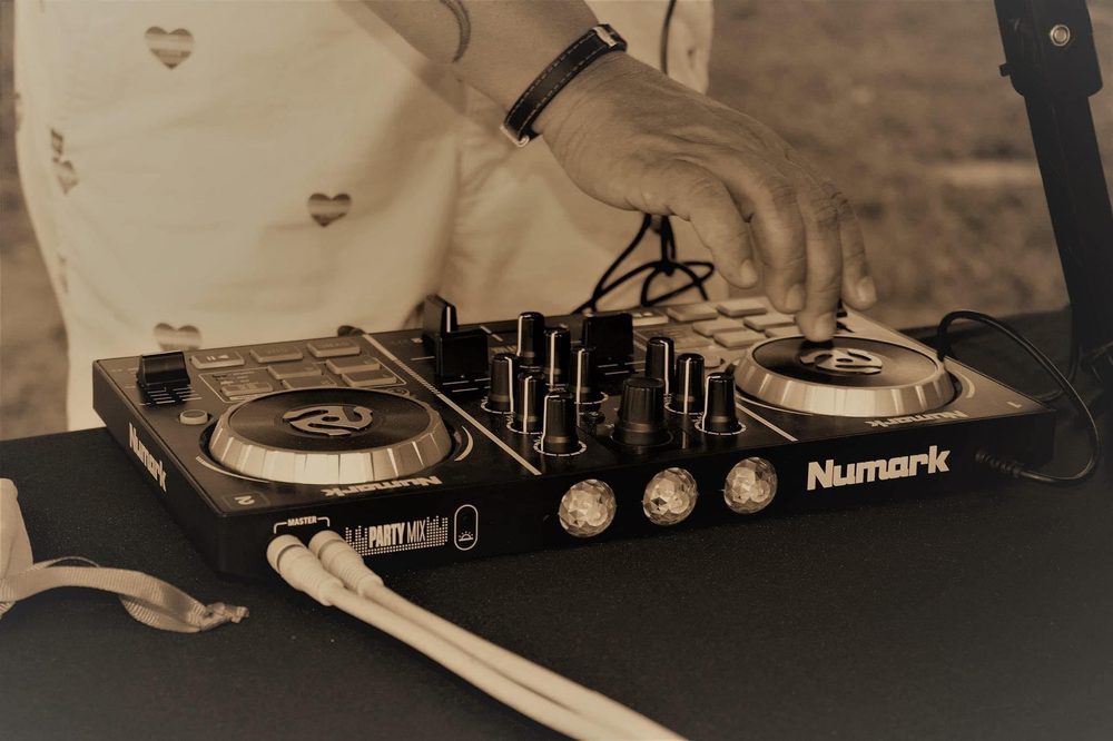 DJ RIA CEE YOUR LATIN BANDIT - Updated April 2024 - Request a Quote ...