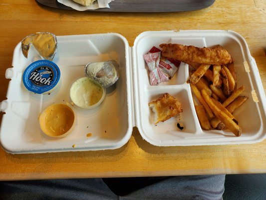 ON THE HOOK FISH AND CHIPS - Updated July 2025 - 61 Photos & 65 Reviews ...