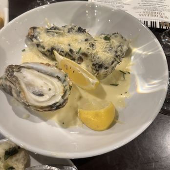 FISHBONES- SOUTHFIELD - Updated July 2024 - 215 Photos & 208 Reviews ...