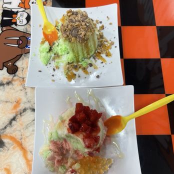 VAMPIRE PENGUIN - Updated August 2024 - 296 Photos & 127 Reviews - 1102 ...