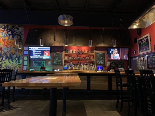 THE RIFF RAFF BAR AND GRILL - Updated September 2024 - 85 Photos & 51 ...