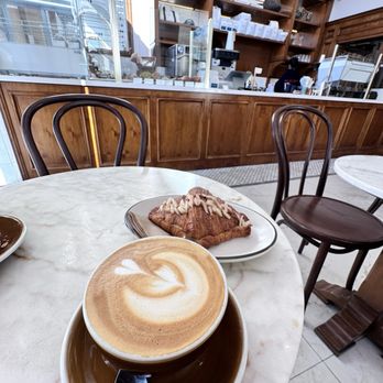 AVVA COFFEE - Updated October 2024 - 102 Photos & 62 Reviews - 9559 S ...