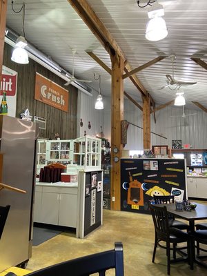 RUSTY TRACTOR -DOOR COUNTY - BREAKFAST BARN - Updated December 2025 ...