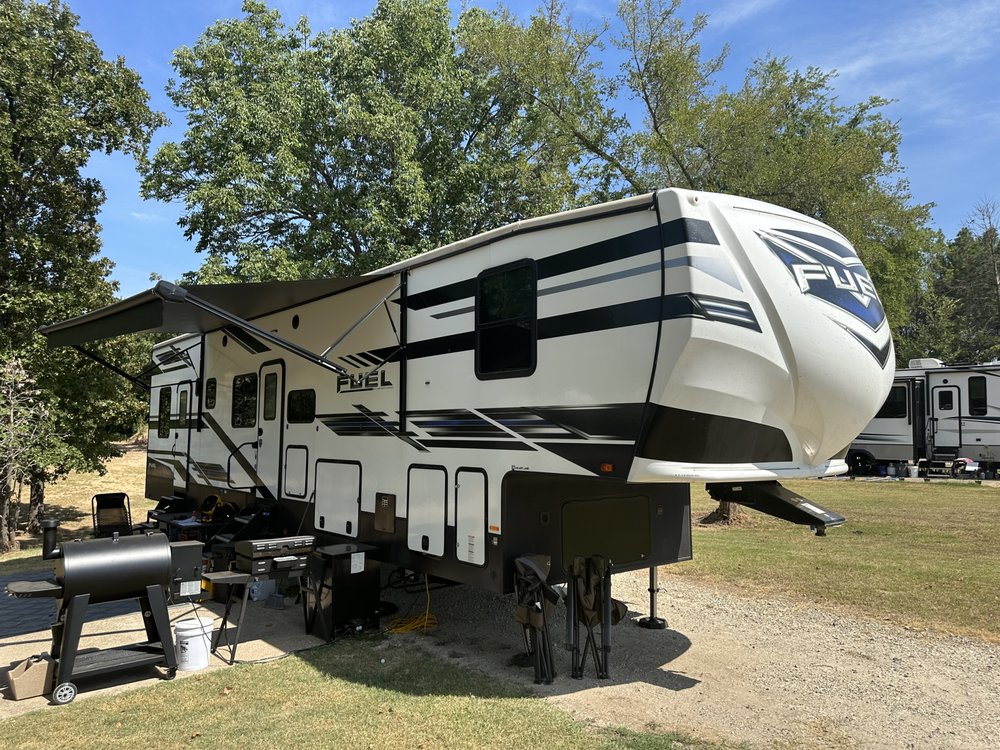 LAB APPROVED RV - Updated December 2025 - 902 11th St W, Hastings ...