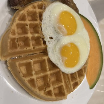 CAFÉ MILANO - Updated July 2024 - 1054 Photos & 575 Reviews - 2707 S ...