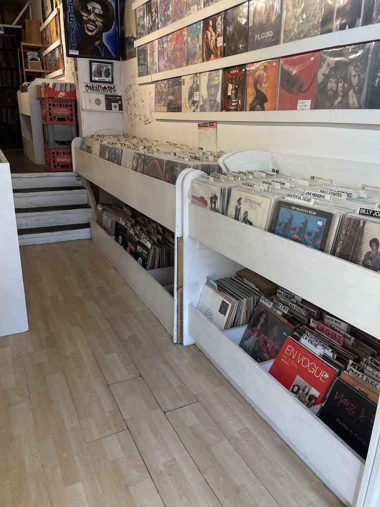 COSMOS RECORDS - Updated December 2025 - 12 Reviews - 607 Queen Street ...