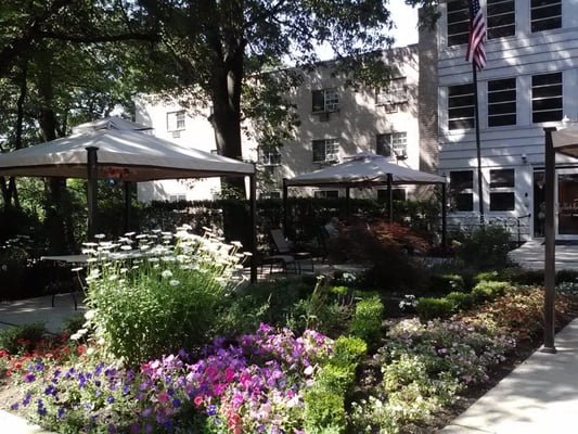 SPRAIN BROOK MANOR REHAB - Updated December 2025 - 12 Photos & 14 ...